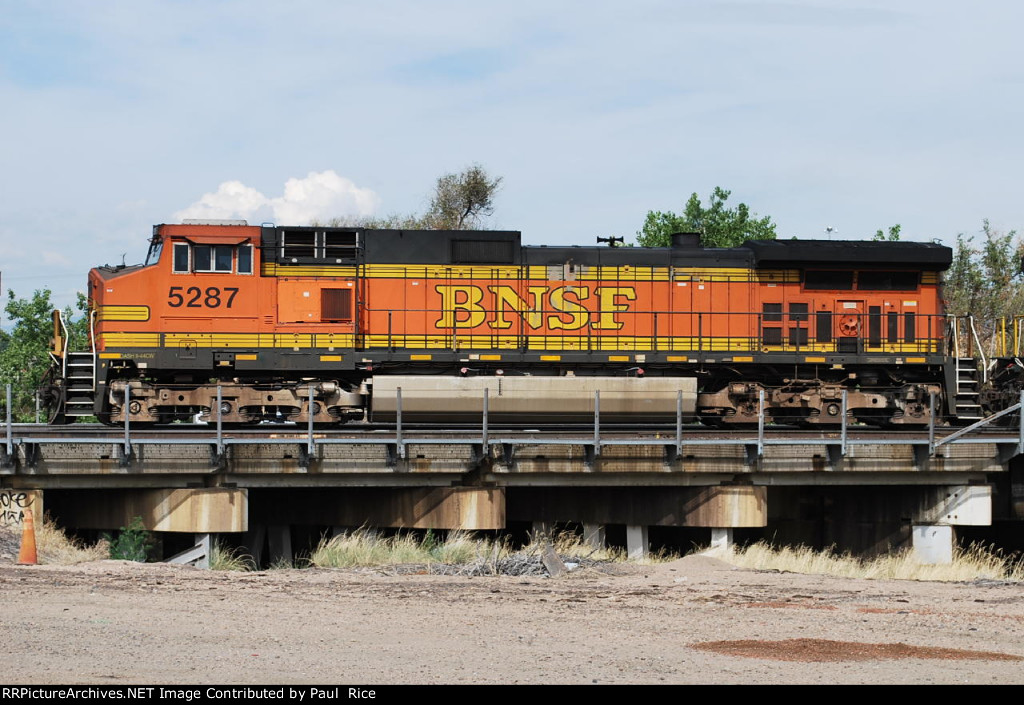 BNSF 5287
